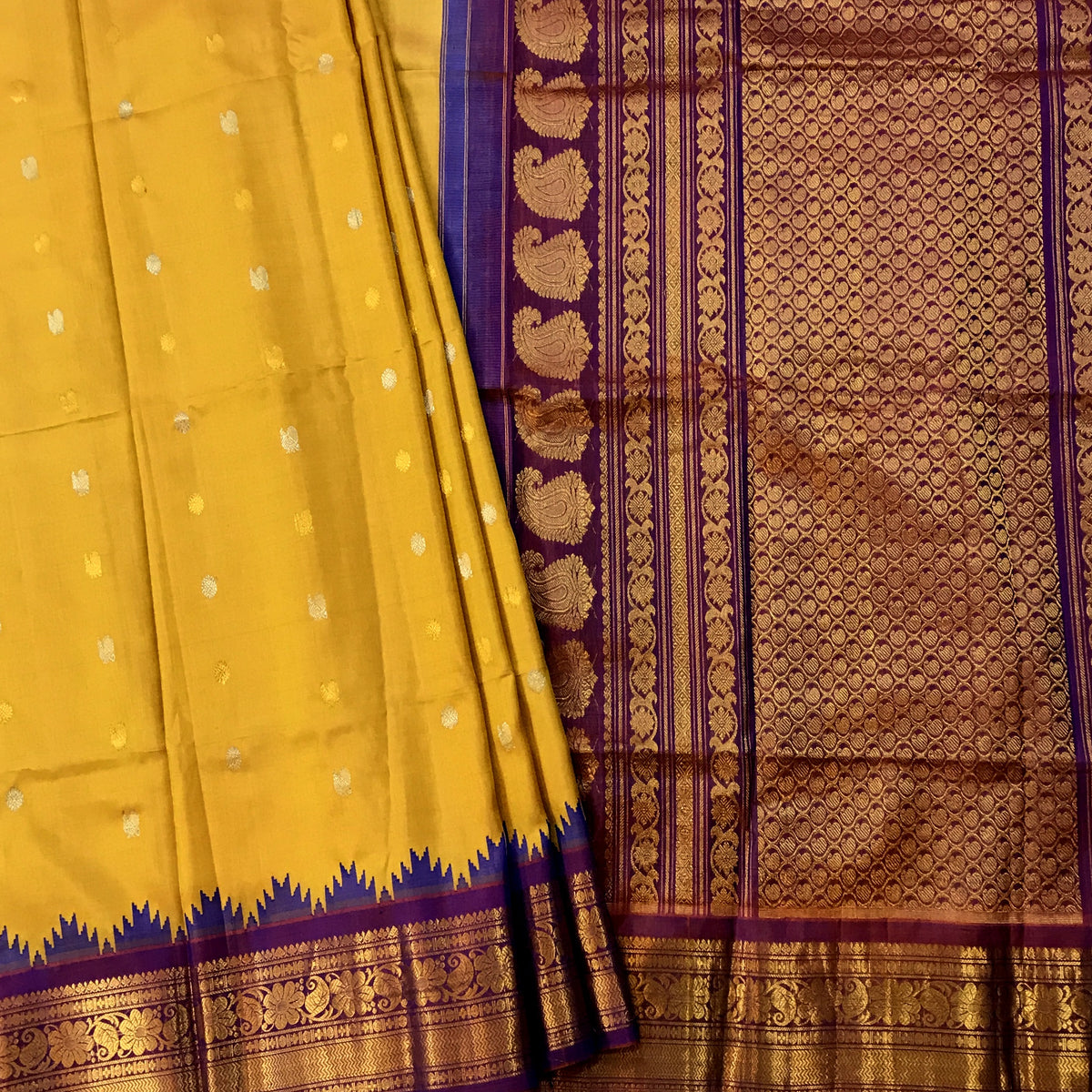 Gadhwal Traditional Border GL-2-24-945 – Pratha by Kavita Koparkar