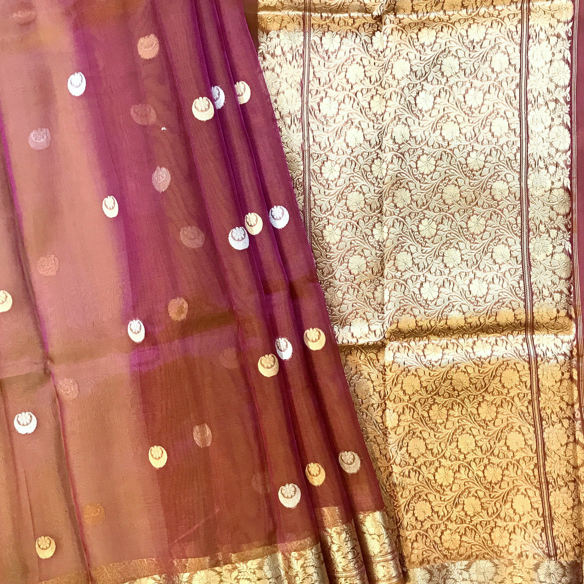 Tissue Banarasi IBT-1-25-665 – Pratha Sarees by Kavita Koparkar